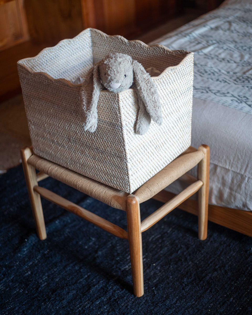 Solva Scallop Storage Box – Indu House